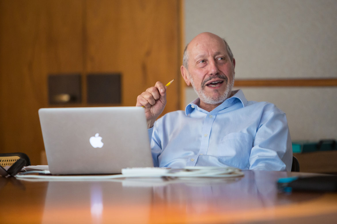 Jonathan Israel Awarded 2017 Comenius Prize - IAS News | Institute for ...