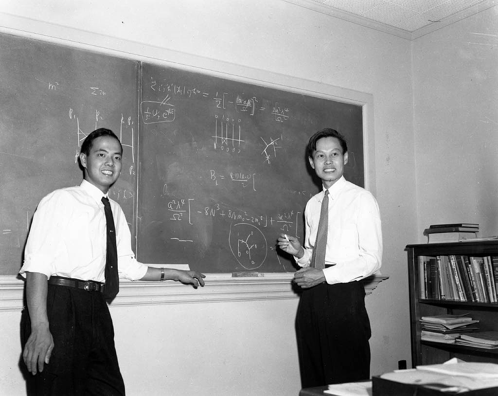Celebrating Chen Ning Yang at 100 - IAS News | Institute for Advanced Study